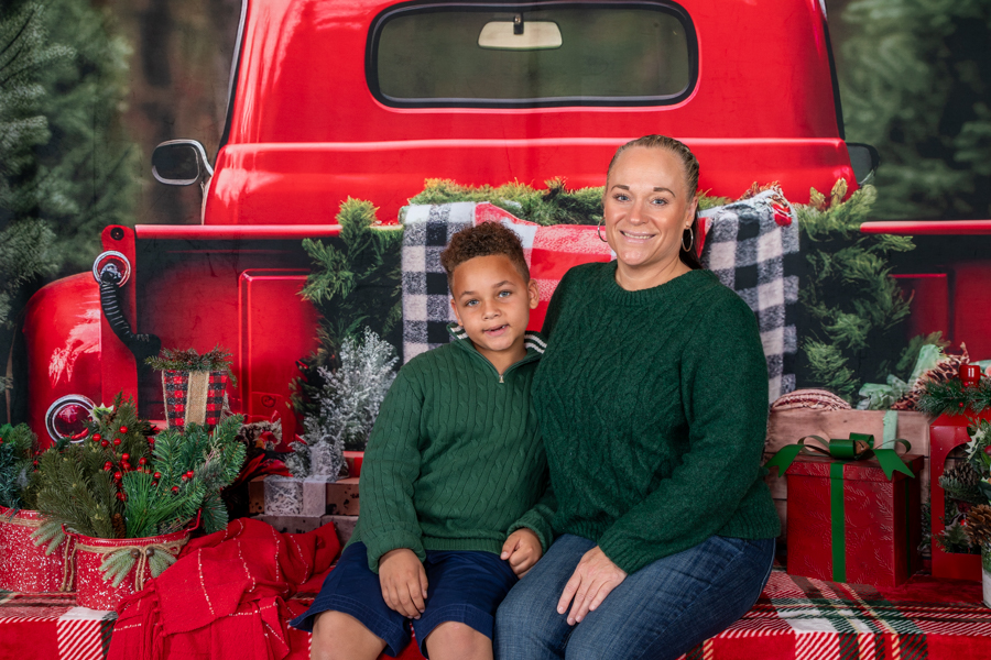 Suzanne - Christmas Portrait 11-22-2025 - Client Galleries - Amaduzzi ...